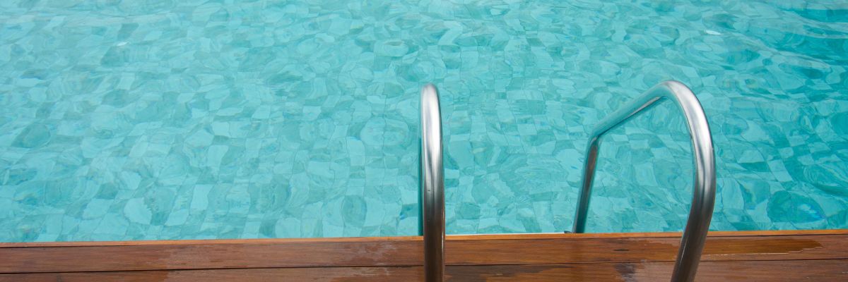 Le guide ultime pour réparer une fuite dans une piscine | AquaPiscine.com