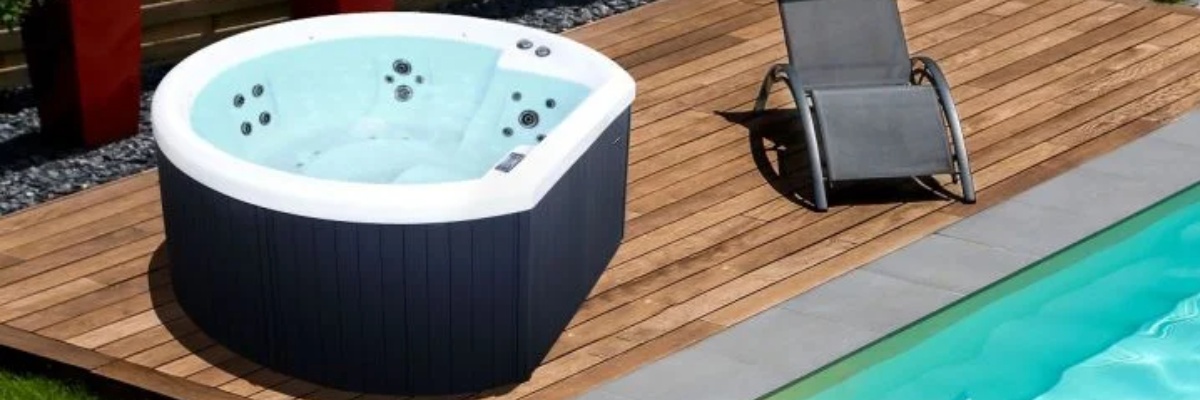 Spa rigide acrylique ou piscine : les atouts du spa | AquaPiscine.com